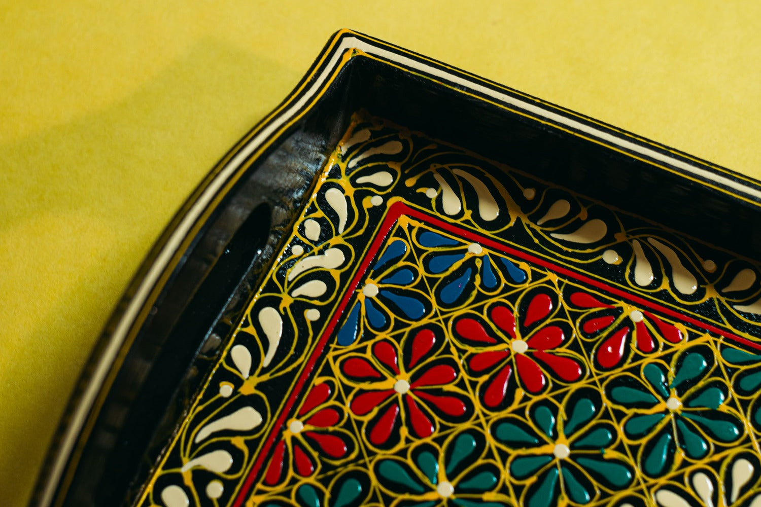 Swati Art Tray (Black Edition) – BestArtandCrafts